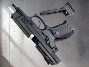 CYMA MP443 (CM.136) 電動ブローバックレビュー｜撃ち味・精度・質感を徹底チェック - エアガンレビューブログ GUN-NET